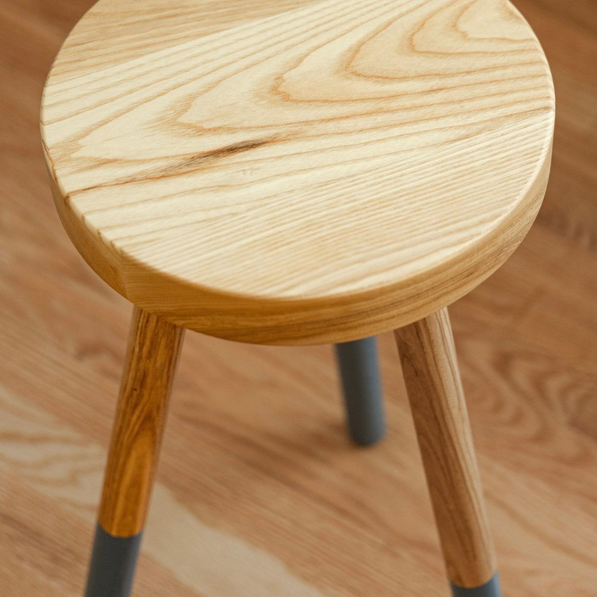 Furniture– Solid Manufacturing Co.